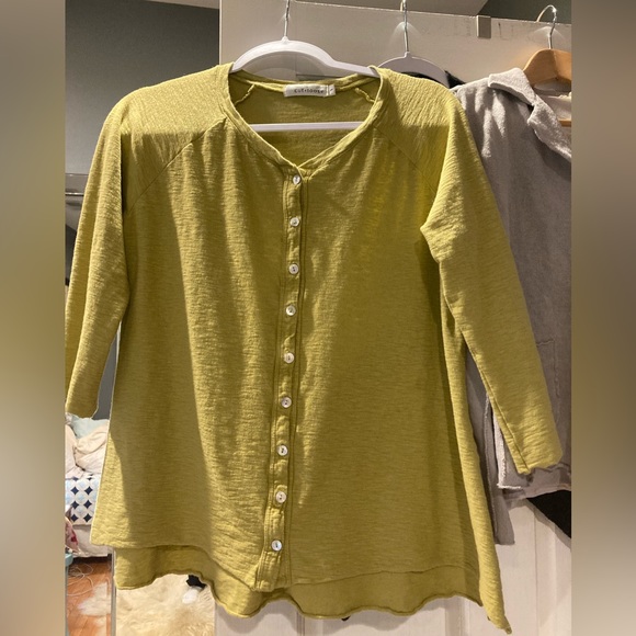 cut loose | Tops | Cut Loose Button Front Top Sz S | Poshmark